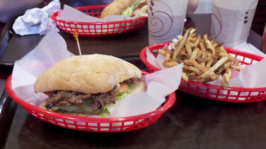 There’s a New Burger Joint in Town « Campus Clipper